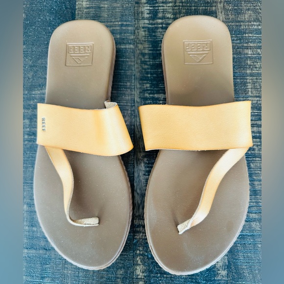Reef | Shoes | Reef Comfy Sandals | Poshmark